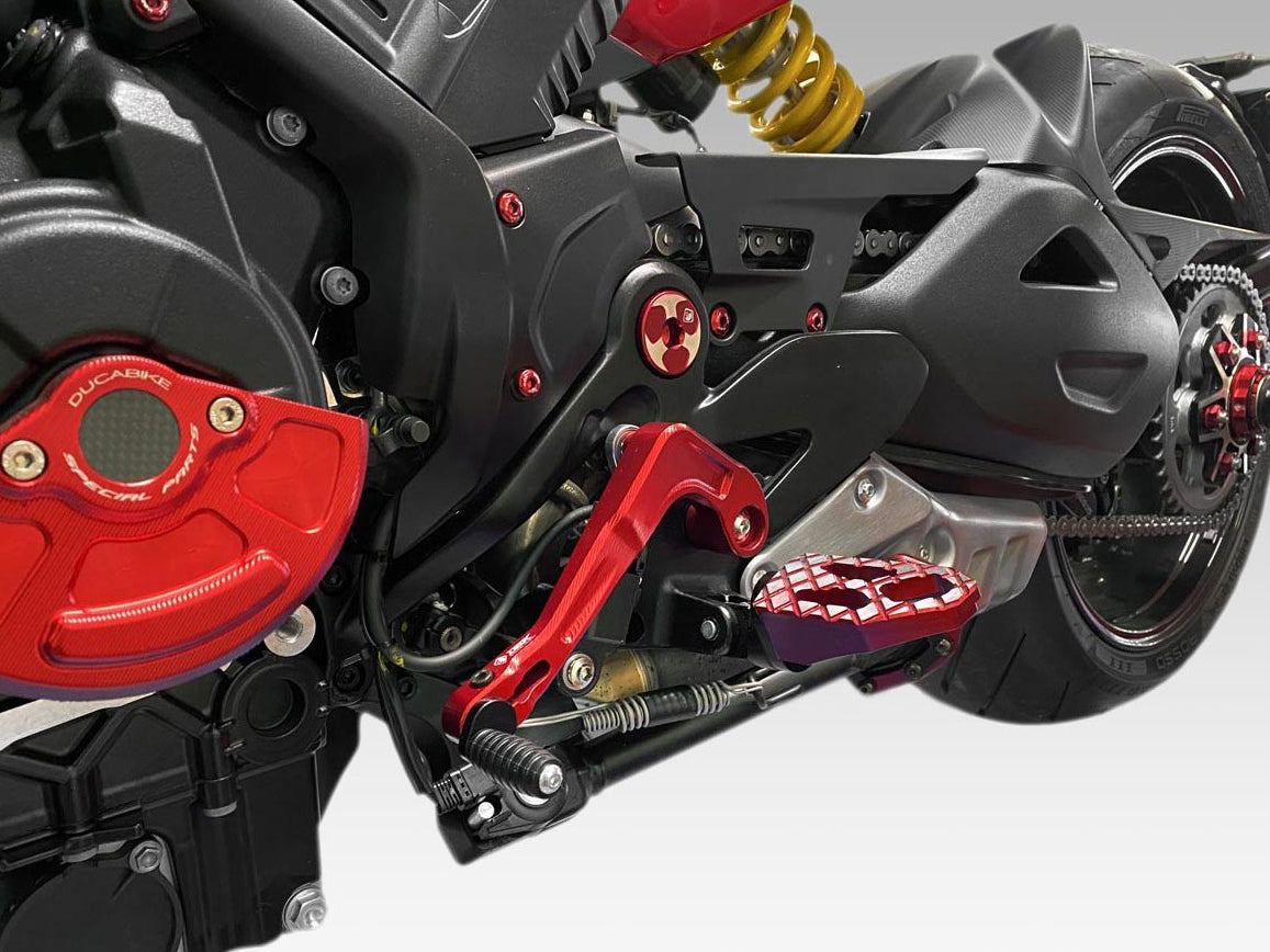 RPLC28 - DBK Ducati Diavel Shift Lever (choose black or red) – MotoDeal